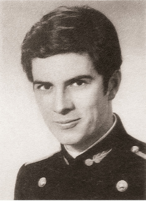 My brillant career. Yves Carcelle. - Issue 1 - System Magazine