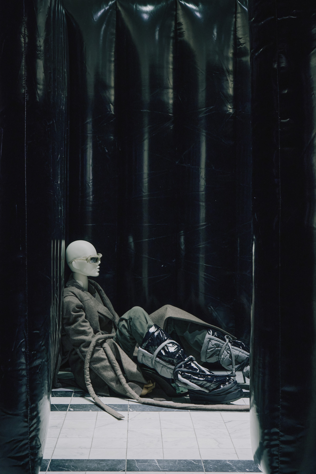 SUPERFUTURES. - Issue 19 - System Magazine