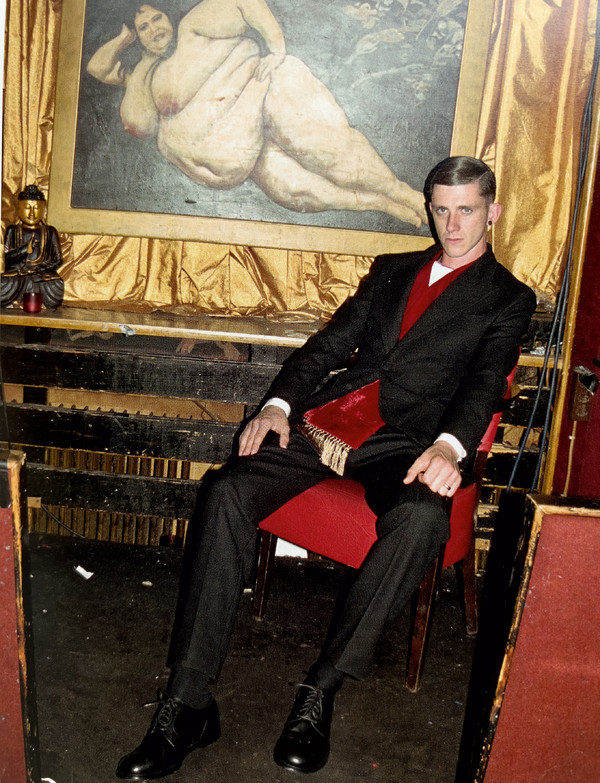 Portfolio. Dennis Freedman & Juergen Teller for Barneys. - Issue 20 ...