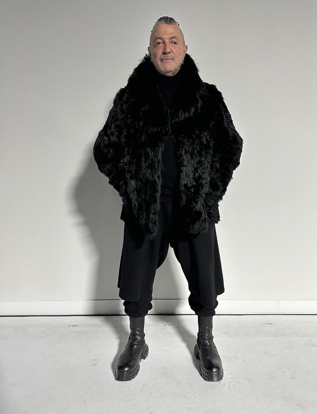 Show space. Etienne Russo. - Issue 22 The Entertainment Issue - System ...