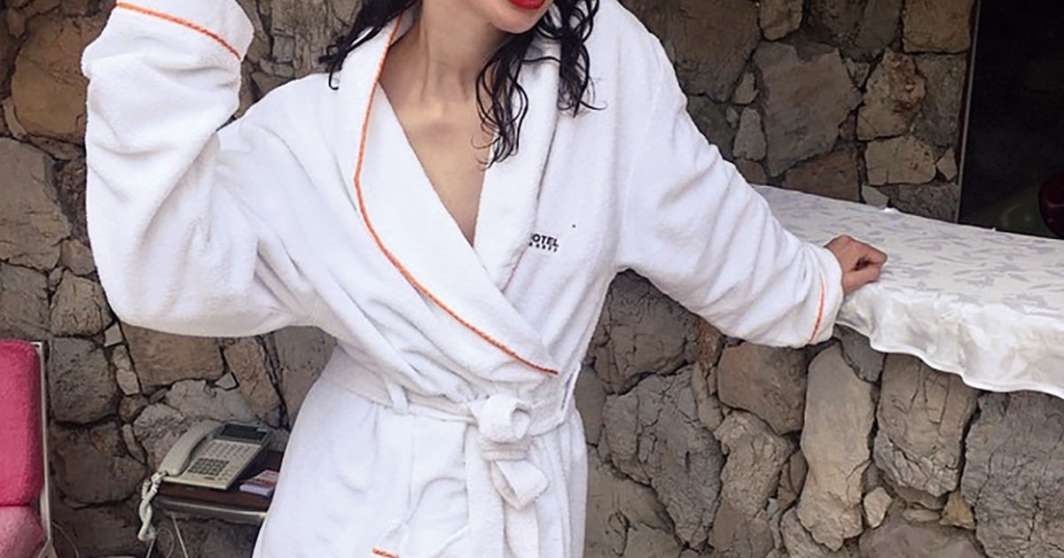 The kissy questionnaire: Lily McMenamy. - Issue 9 - System Magazine